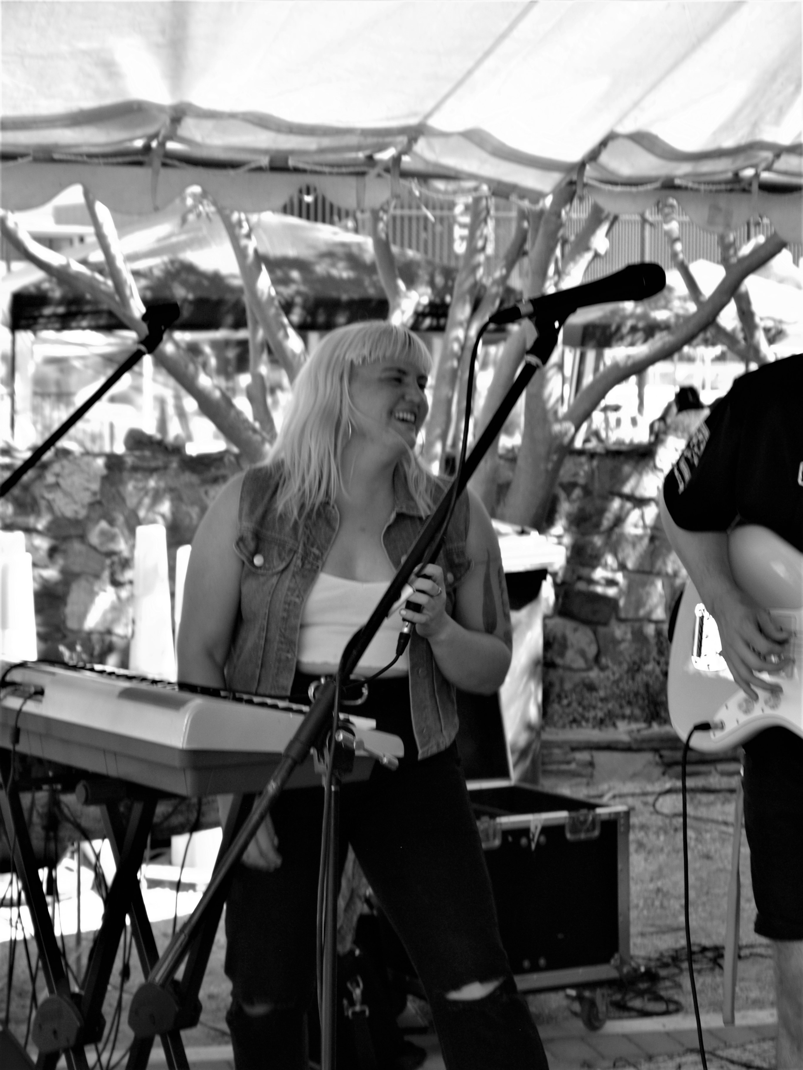 INTERVIEW – Georgy Rochow – Hey Harriett | Sonic Vandals